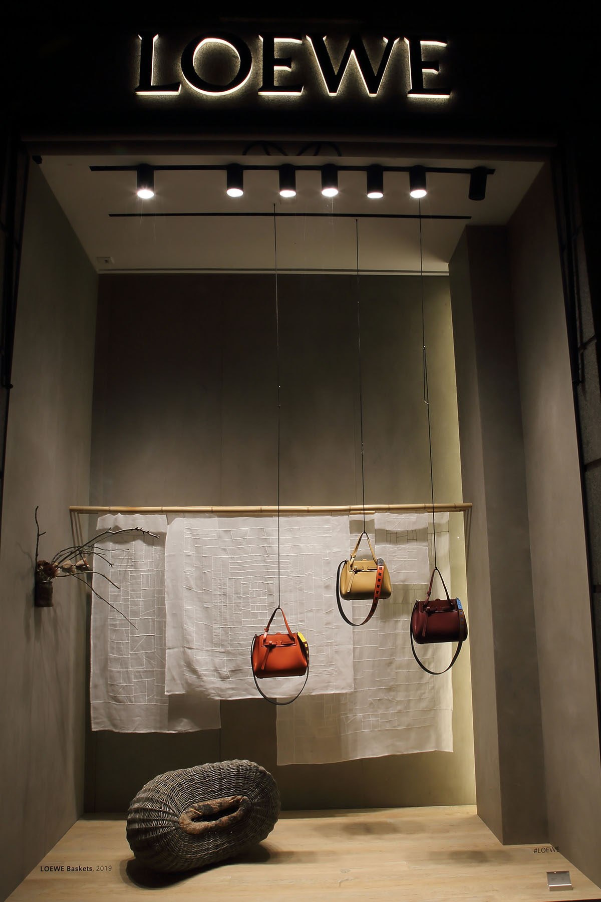 LOEWE, KOREAN CURTAINS | Clementina Projects